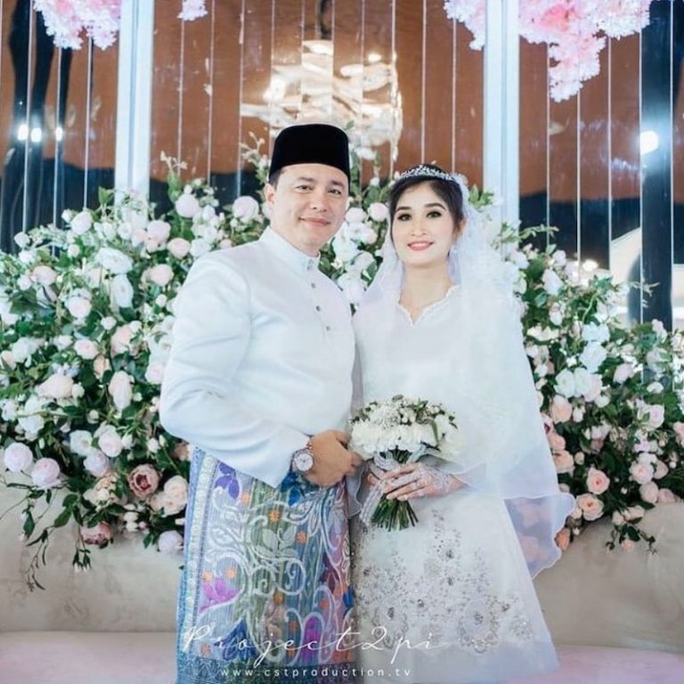 Sekitar majlis persandingan mewah Datuk Seri Eizlan Yusof & Datin Seri ...