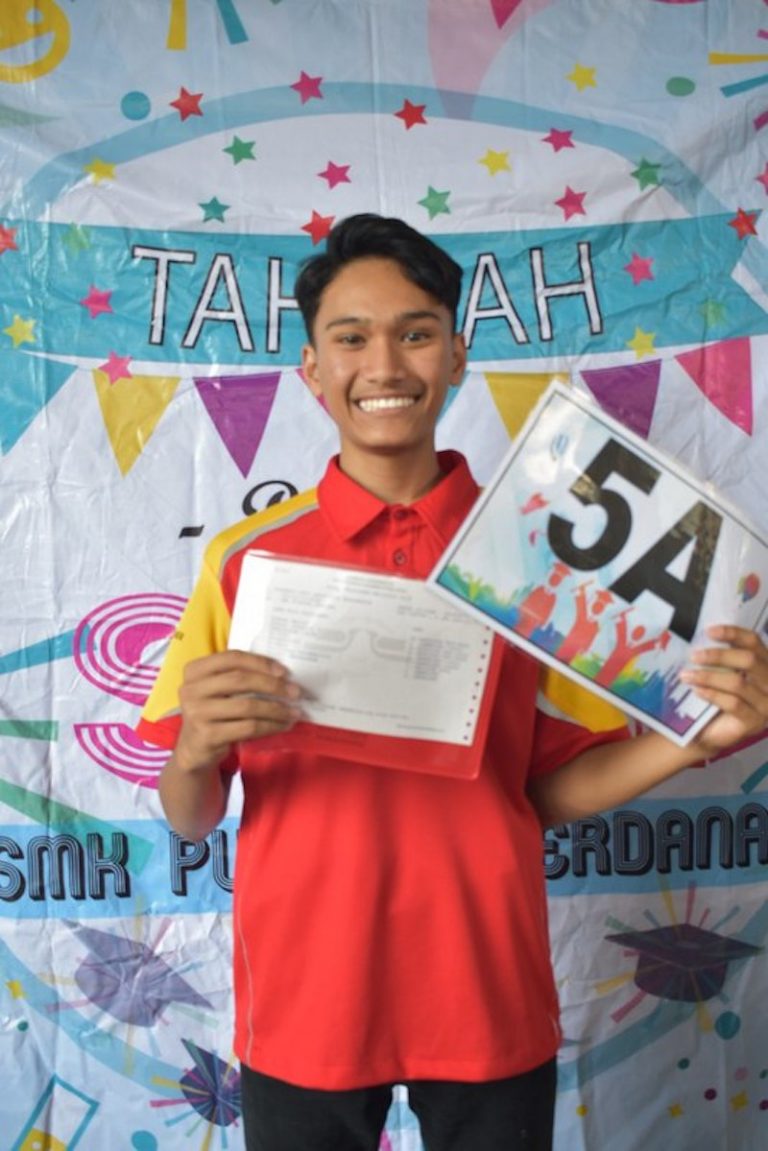 Naik pentas pakai baju Shell, 'big boss' Shell Malaysia turun padang ...