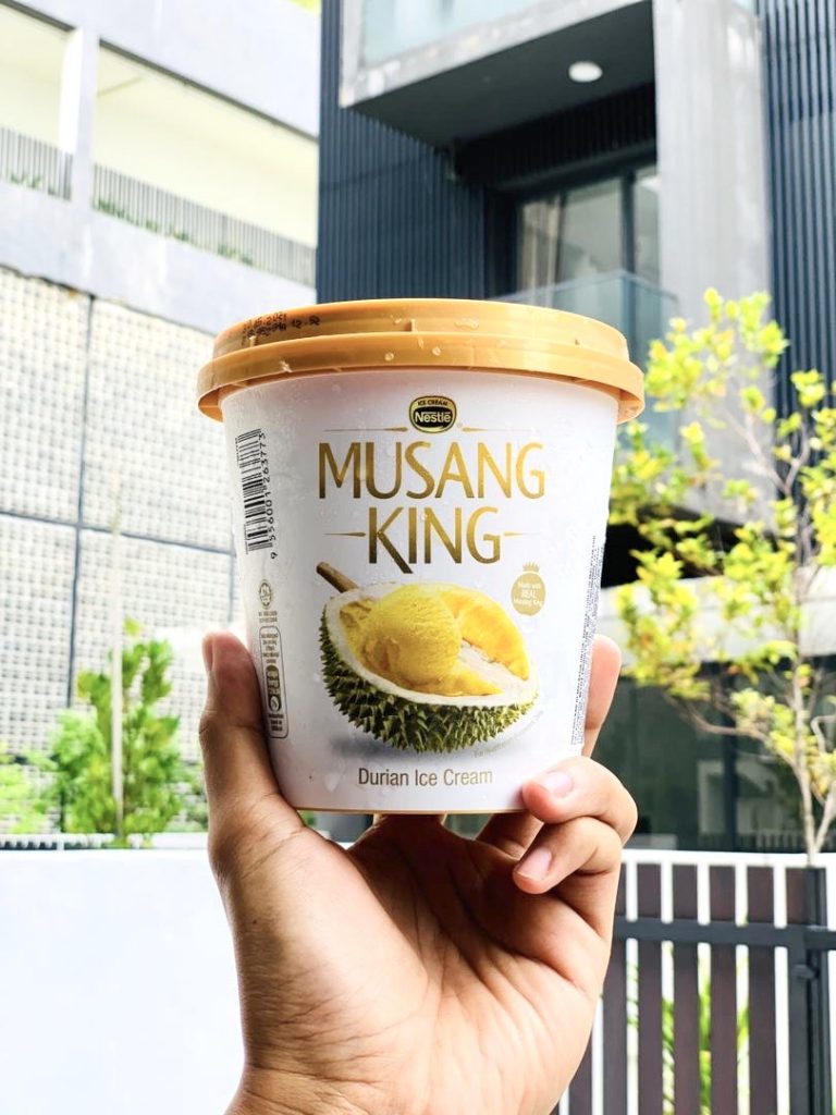 Fresh dari dusun durian tempatan, perkenalkan Nestlé Musang King Ice ...