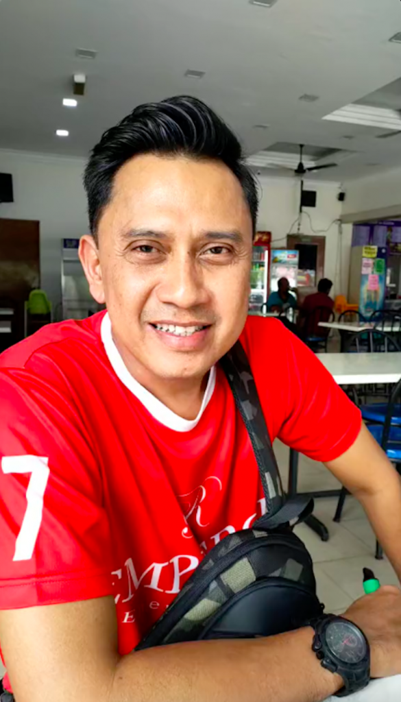 Gara-gara wajah seiras, peminat keliru dengan Rashdan Baba & Zuraini Kasim