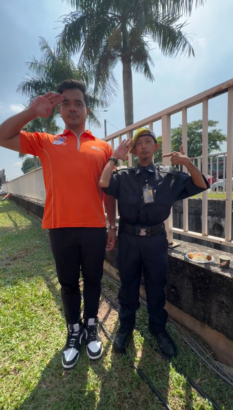 Alif Satar teruja dapat jumpa Sarjan Alang -"Semoga dia masuk syurga ...