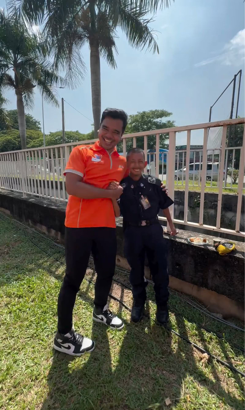 Alif Satar teruja dapat jumpa Sarjan Alang -"Semoga dia masuk syurga ...