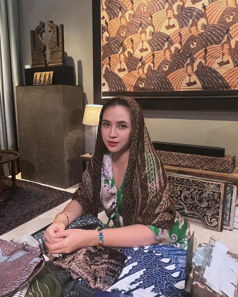 Diana Danielle anggap Farid Kamil kejam jika panjangkan proses cerai - "Let me go"