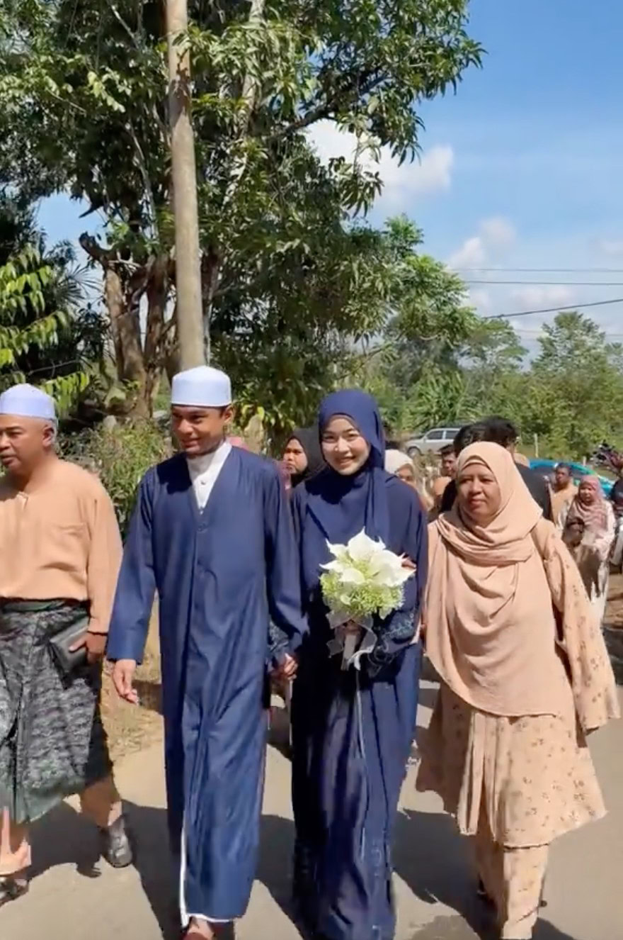 Dihadiri para ulama, penampilan ringkas pempengaruh ketika majlis ...